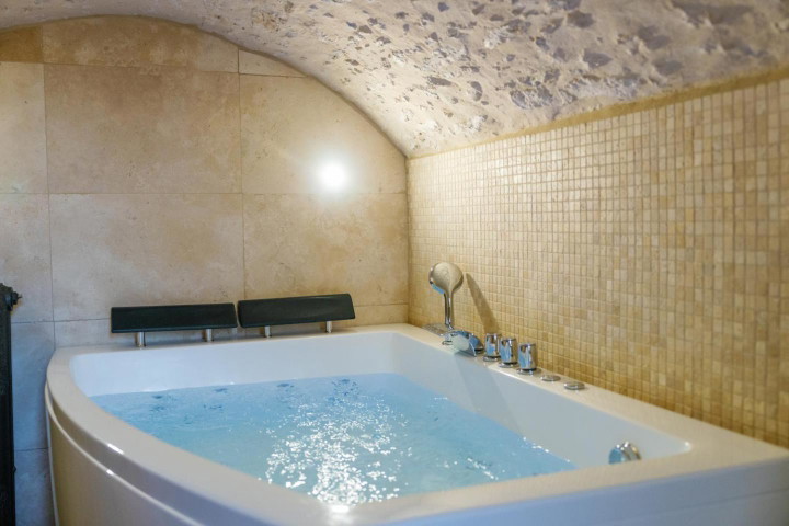 L’oxalis Villa, Sauna Et Jaccuzi Privatif - Saint-Arnoult-en-Yvelines