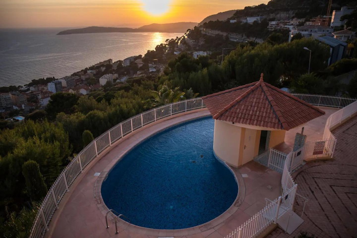 Splendide Appartement Avec Panorama Mer, Proche Monaco - Monaco