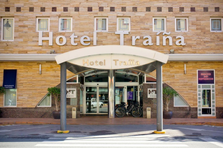 Hotel Traíña - Los Alcázares