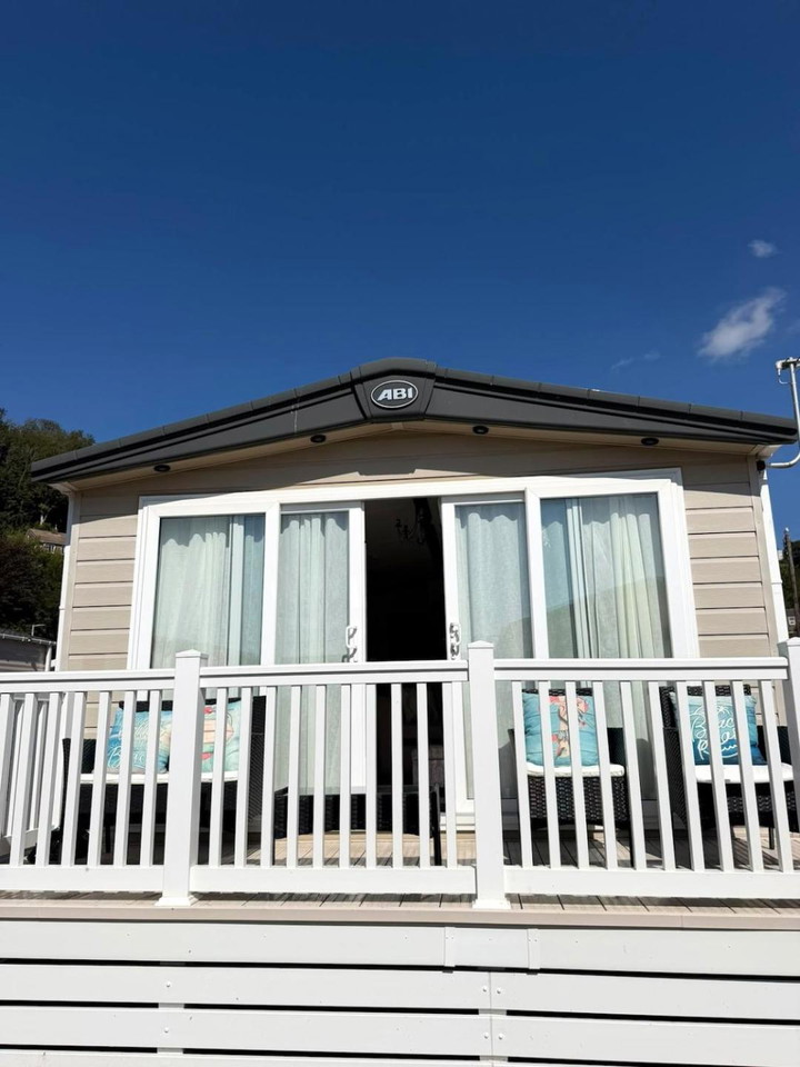 Beach Side Sleeps 8 Pendine Sands Escape - England