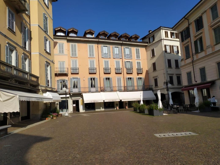 Appartamento Le Rondini Nel Centro Di Intra - Verbania