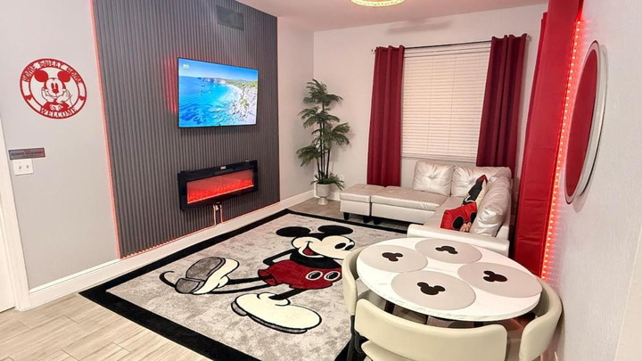 Luxury 4 Bedroom Disney Themed Experience - Kissimmee, FL