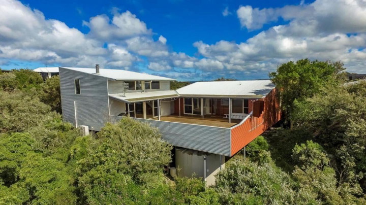 The Lookout - Waratah Bay