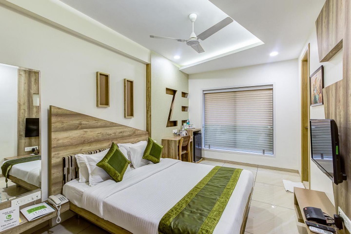 Treebo Daksh Residency - Indore