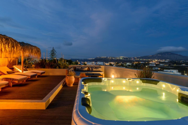 Misteli Suites - Santorini