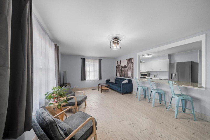 Work & Ride 3br Downtown Edge Bentonville - Bentonville, AR