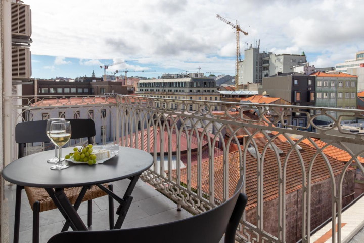 31 Janeiro 157 - Delightful 1br Flat W/ Ac & Balcony By Lovelystay - Arcozelo