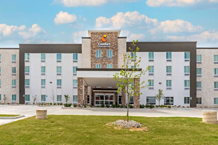 Comfort Inn & Suites Euless Dfw West - Euless, TX