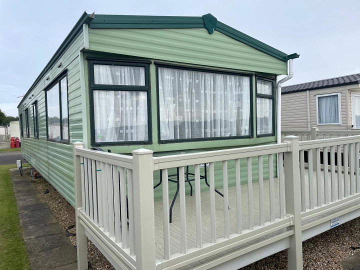 4 Bed Lodge Sleeps 8 - Pets & Wifi Free Parking - Ingoldmells