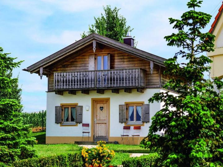 Charmantes Ferienhaus Im Landhausstil Im Vital Camp Bayerbach - Bayern