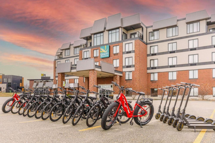 Quality Inn & Suites Victoriaville - Victoriaville