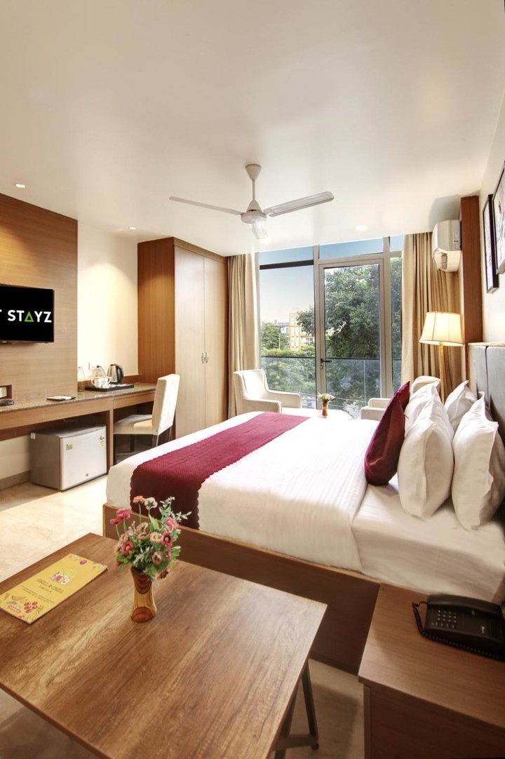 Saltstayz Select - Unitech Cyber Park - Gurugram