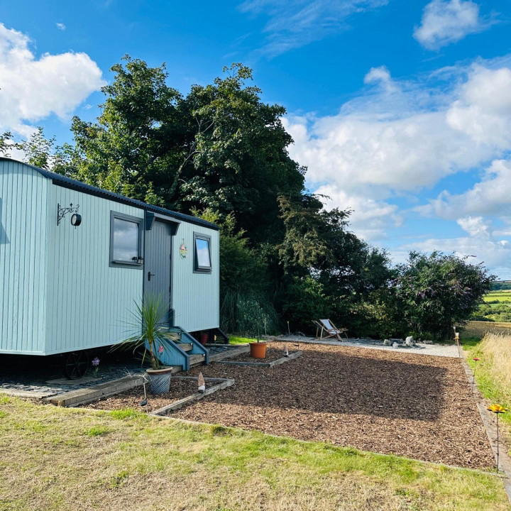 Harpers Huts - Zara - Bodmin