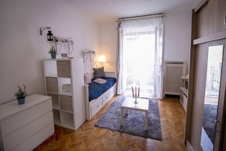 Parisian Soul In The Heart Of Budapest - Budapest