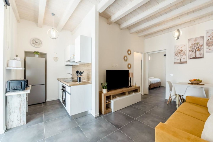 Keyroom Patio & Parking Near Lake Como - Côme