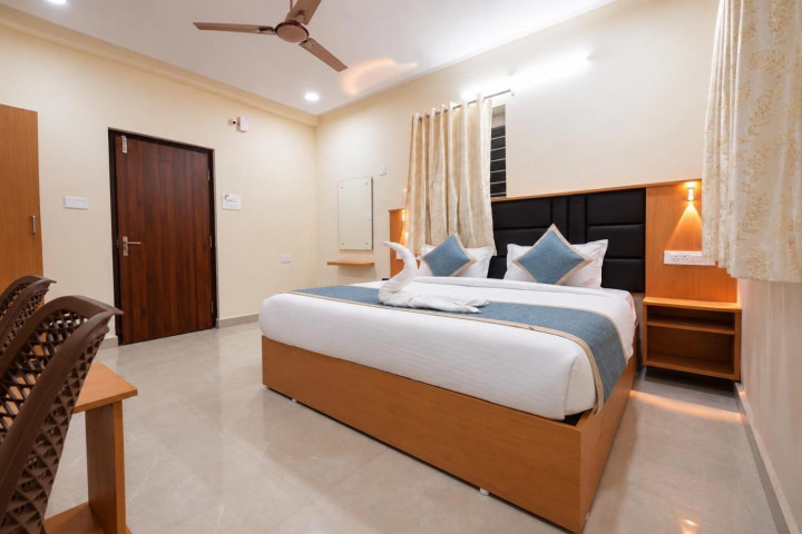 Hotel Prime Sri Balaji Residency Sbr Near Hitec City Madhapur - Karnataka