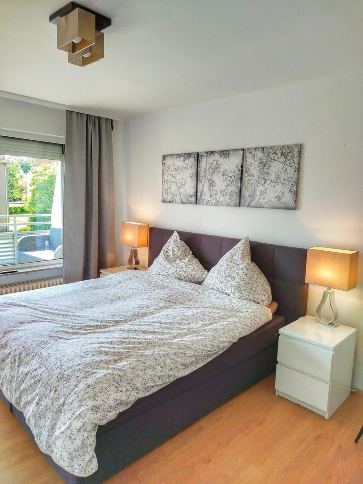 2,5 Zimmer Apartment Mit Balkon - Solingen