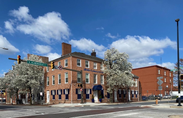Oaks Inn Baltimore At 1840s Plaza - Maryland