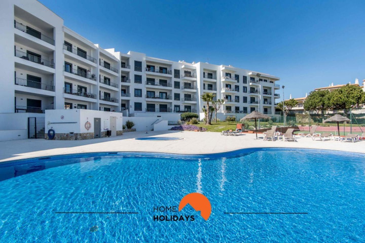 #107 1br Ocean View Pool & Relax Area - Portugal