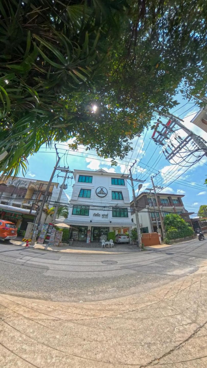 Gusto House - Chiang Mai