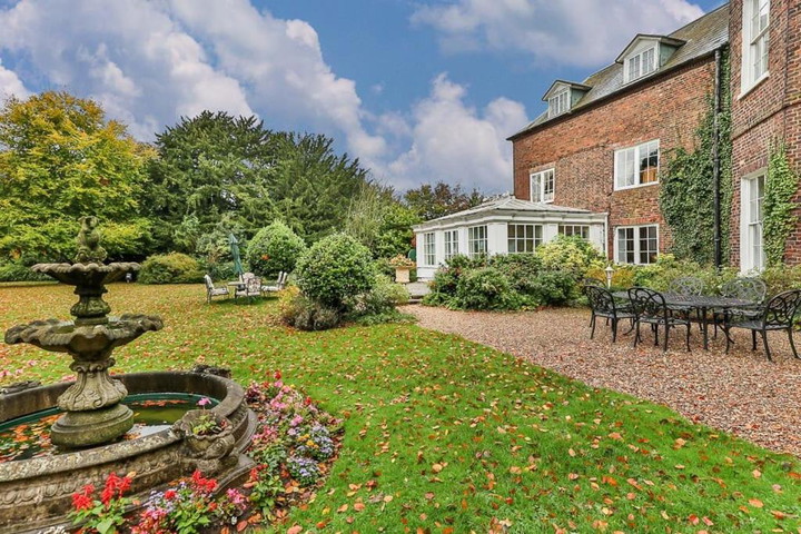 Walcot Hall - Stunning Stately Home Set In 27 Acres Of Parkland And Sleeping 16+ - 林肯郡