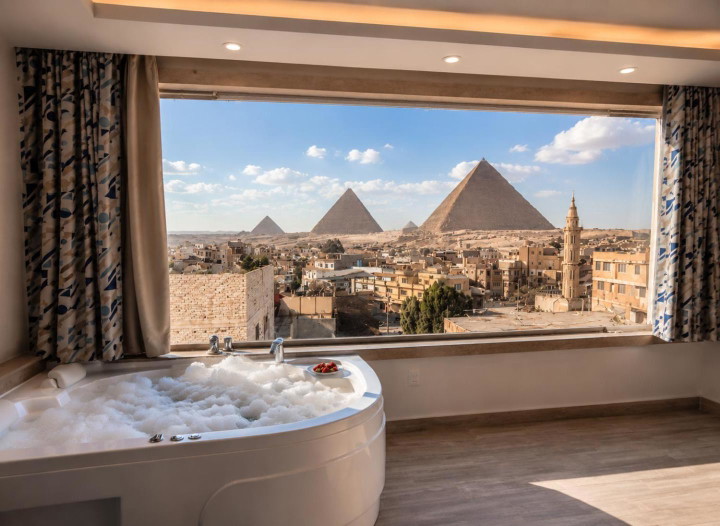 Pyramid Edge Hotel & Exclusive Pyramids View Rooftop - Egypt
