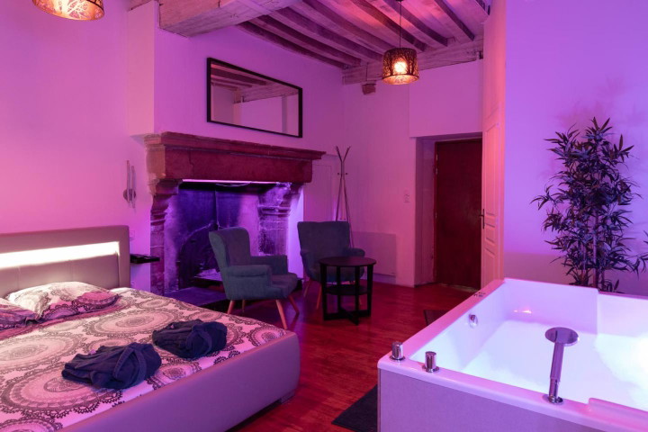 Lx203 Suite Romantique Jacuzzi Privé - Love Room - Dijon