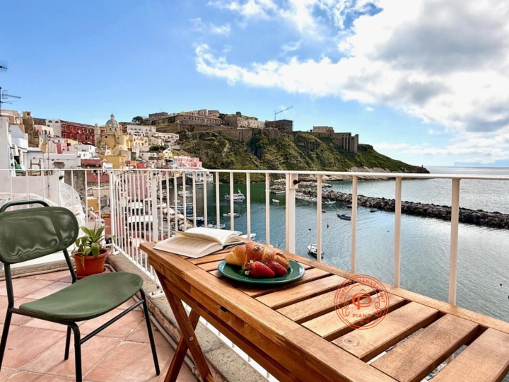 Nido Di Selene, Procida - Procida
