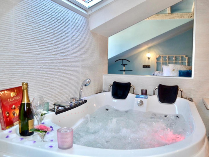 Akla Suites Con Jacuzzi Santillana - Santillana del Mar