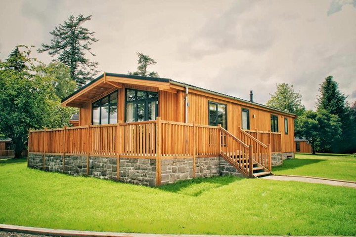 Loch Lomond Castle Lodges - Loch Lomond