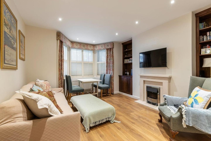 Elegant Two Bedroom Flat In Redcliffe Gardens - Central London