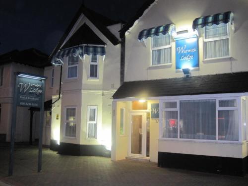 Warwick Lodge - Brentford
