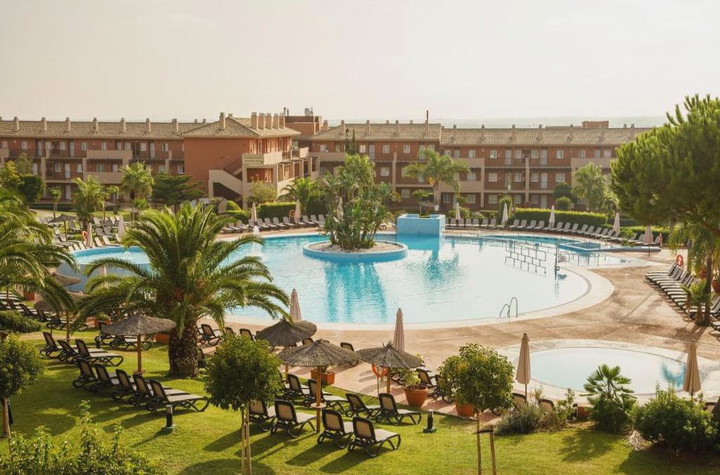 Aparthotel Ilunion Sancti Petri - Novo Sancti Petri
