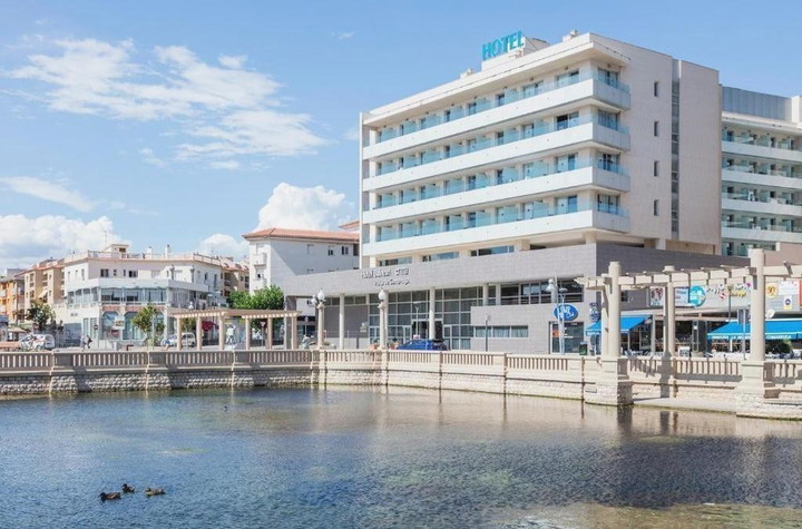 Hotel Balneario Playa De Comarruga - Comarruga