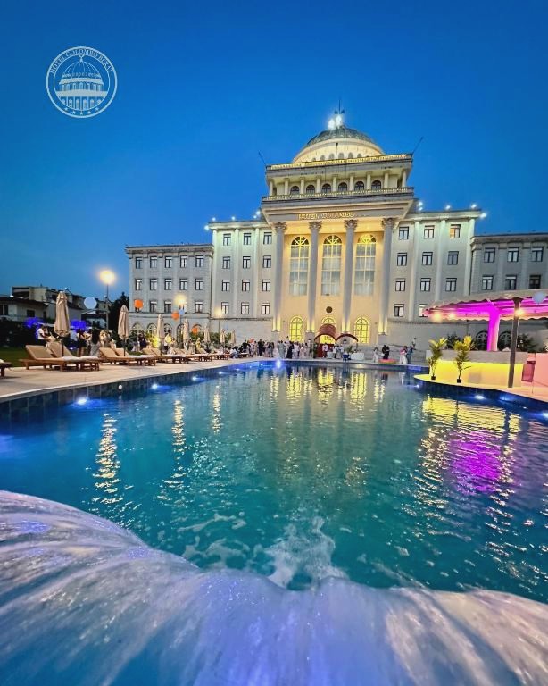 Hotel Colombo - District de Berat