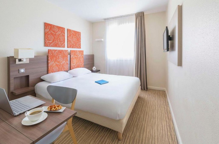 Kyriad Chambéry Centre - Hôtel Et Résidence - Chambéry