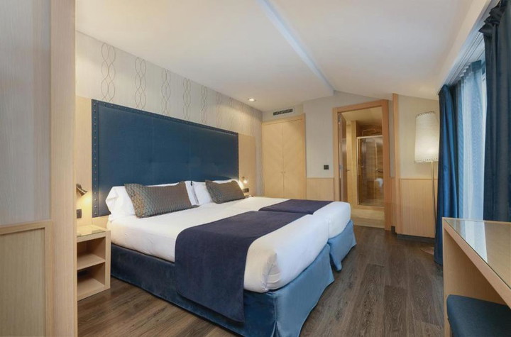 Hotel Pedro I De Aragón - Huesca, España