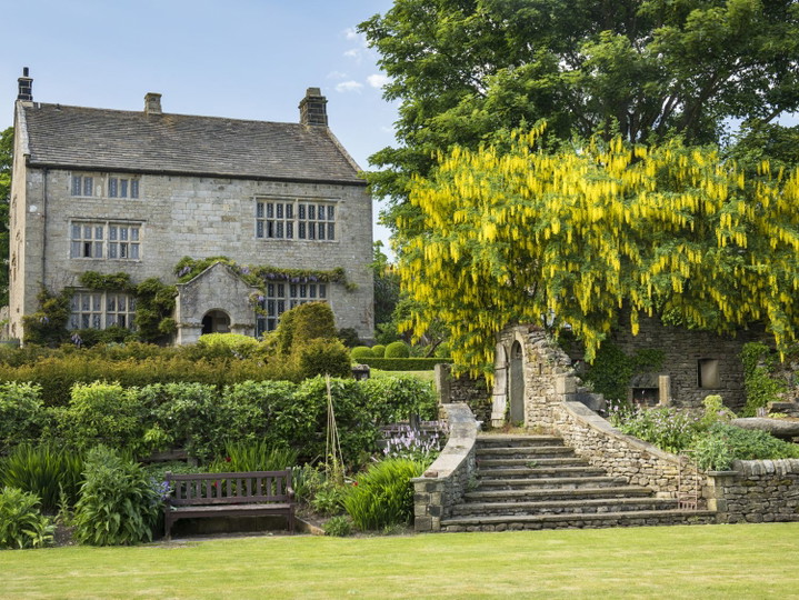 Cottage ∙ 7 Bedrooms ∙ 14 Guests - Skipton