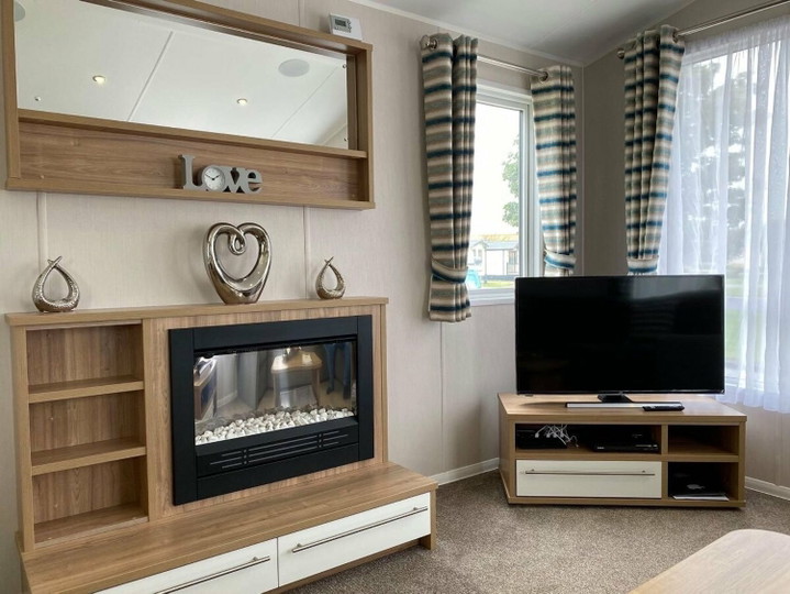 Patrington Haven Leisure Park - Holiday Accommodation 12484 - 林肯郡
