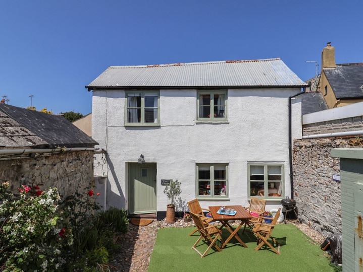 Cottage ∙ 2 Bedrooms ∙ 4 Guests - Lyme Regis