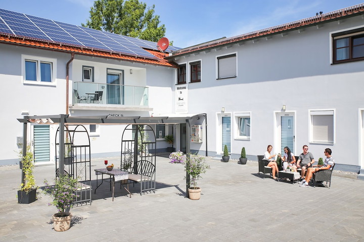Sunny Hotel - Straubing