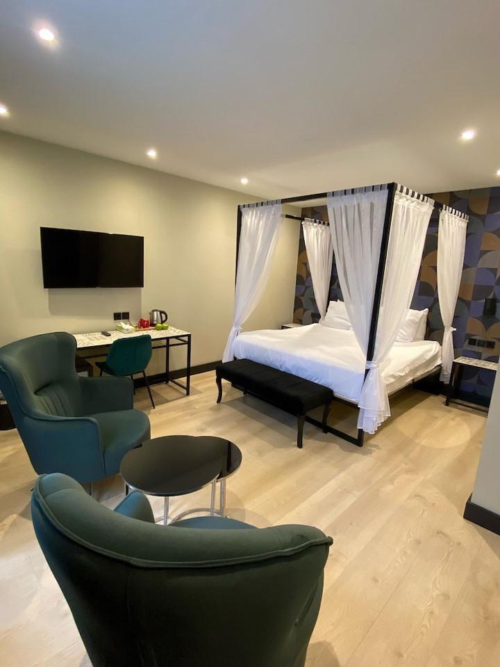 Alp De Veenen Hotel - Amstelveen