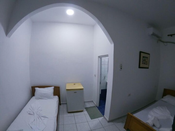 Casa Mia Hostel Sr - Sarandë
