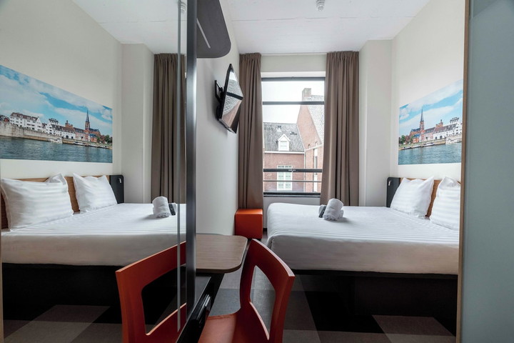 Easyhotel Maastricht City Centre - Lanaken
