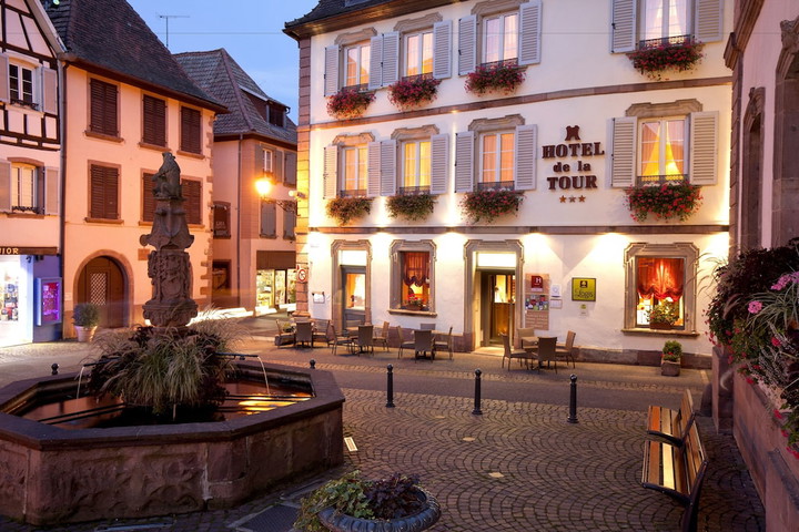 Hotel De La Tour - Bergheim