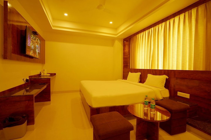 Springs Hotel - Tirupati