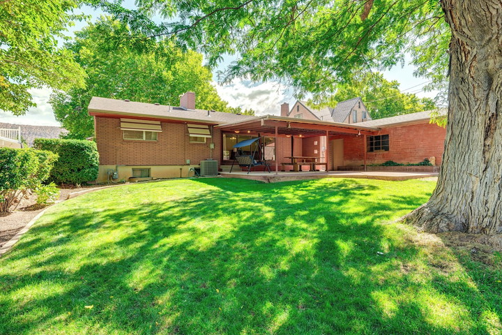 27 Mi To Zion: Home W/ Backyard In Cedar City! - Cedar City, UT