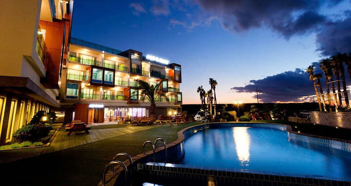 Login Resort - Jeju