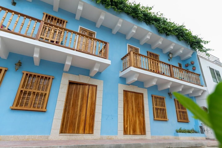 Blue House Castillo View Private Jacuzzi - Cartagena