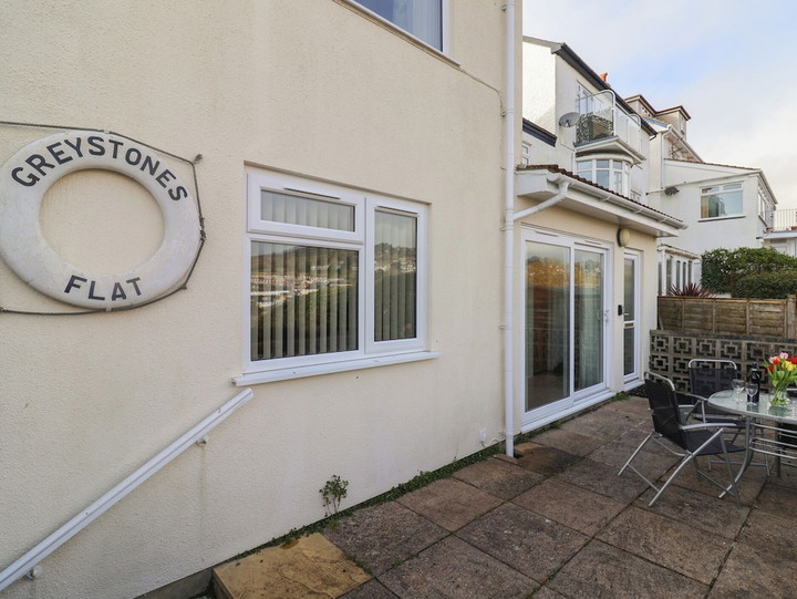Greystones Flat - Lyme Regis